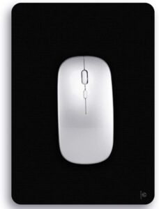 What Size Mouse Pad Should I Get? - The Nature Hero