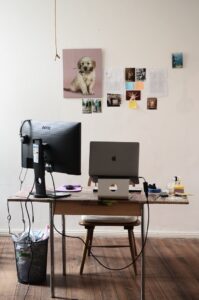 How to Use a Laptop Stand Ergonomically? - The Nature Hero