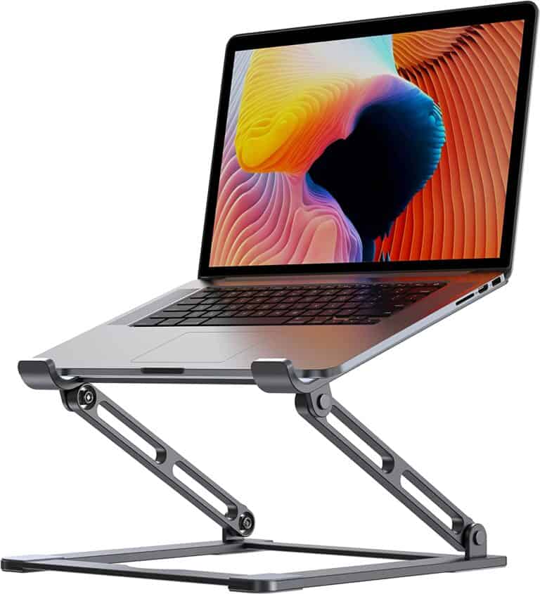 How to Use a Laptop Stand Ergonomically? - The Nature Hero