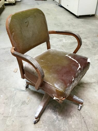 How to Keep Leather Office Chair Cool? - The Nature Hero